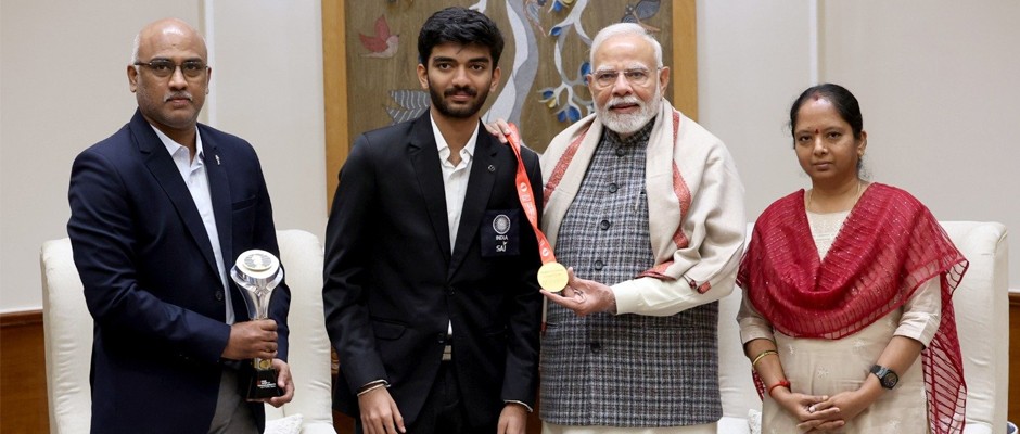 Chess champion D Gukesh meets Prime Minister Narendra Modi, D Gukesh ...
